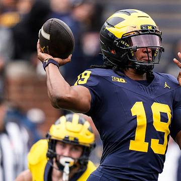 ESPN projects Bryce Underwood as Michigan's QB1 in 2025