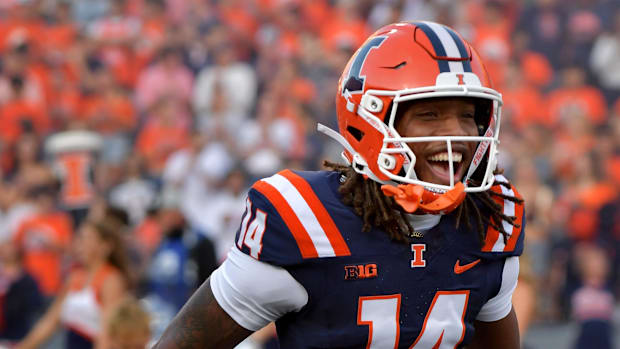 Bret Bielema Shares Illini Injury Updates, 'Funny' Xavier Scott Post ...