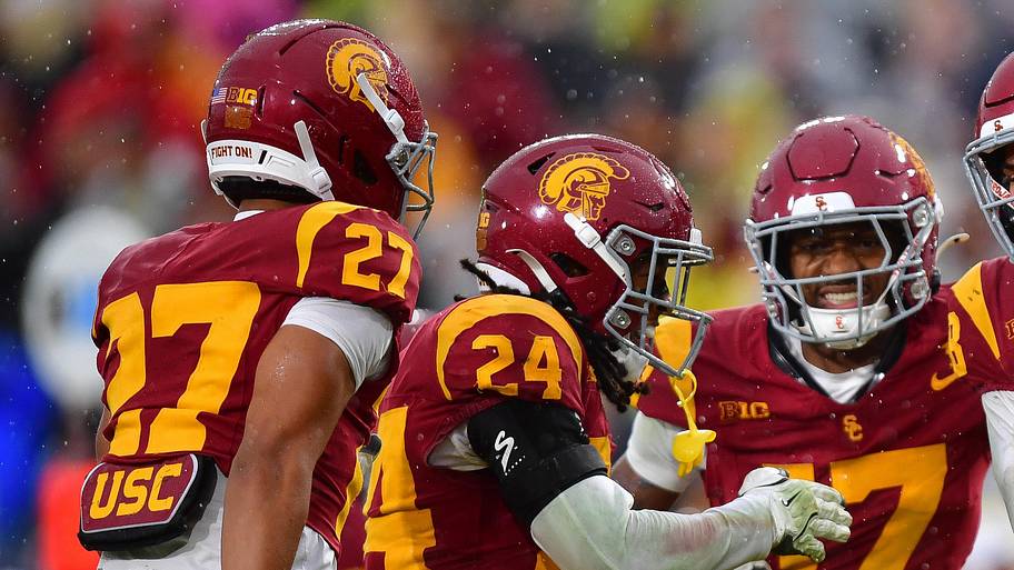 Alex Graham Re-Signing Instantly Impacts USC Trojans' Secondary ...