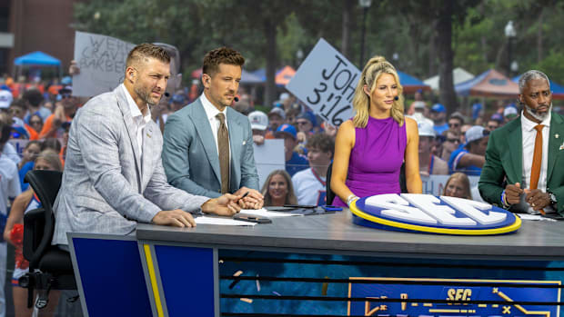 SEC Network Is Pulling Out the Big Dogs For Top 10 Matchup Between ...