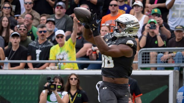 Oregon Ducks' Tight End Kenyon Sadiq Earns Major NFL Draft Ranking