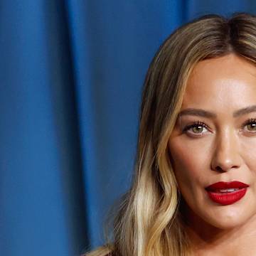 Hilary Duff Reveals World Tour Dates, Fans Call the Announcement ‘Iconic’