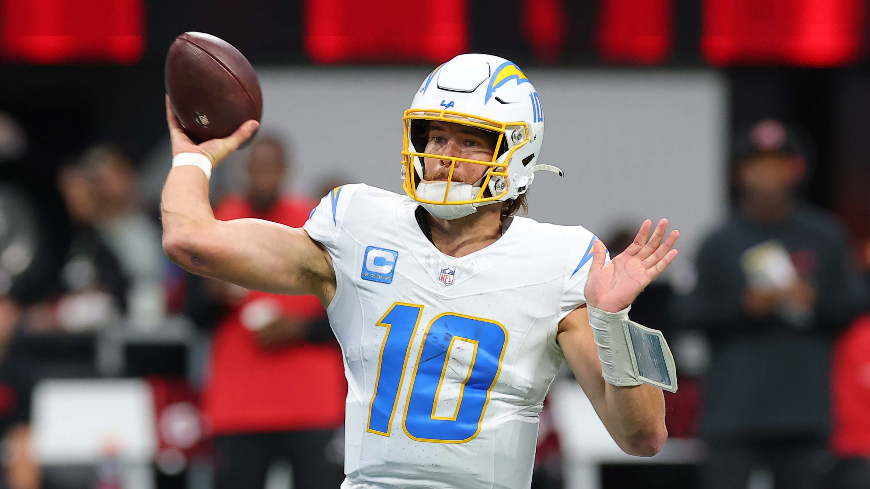 Chargers' pass attack provides ailing Chiefs' pass defense with perfect ...