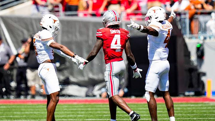 Texas Could be Without Star Defender vs. the Florida Gators