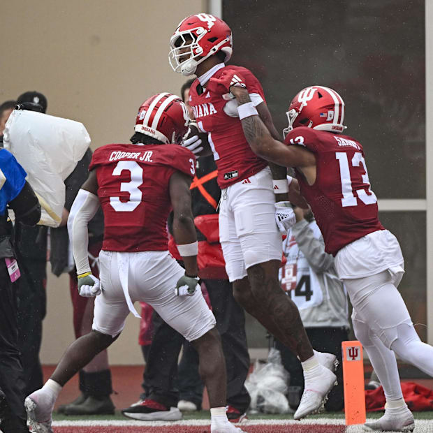 Wide Receiver Exit And Return: E.J. Williams Is Back, Donaven McCulley ...