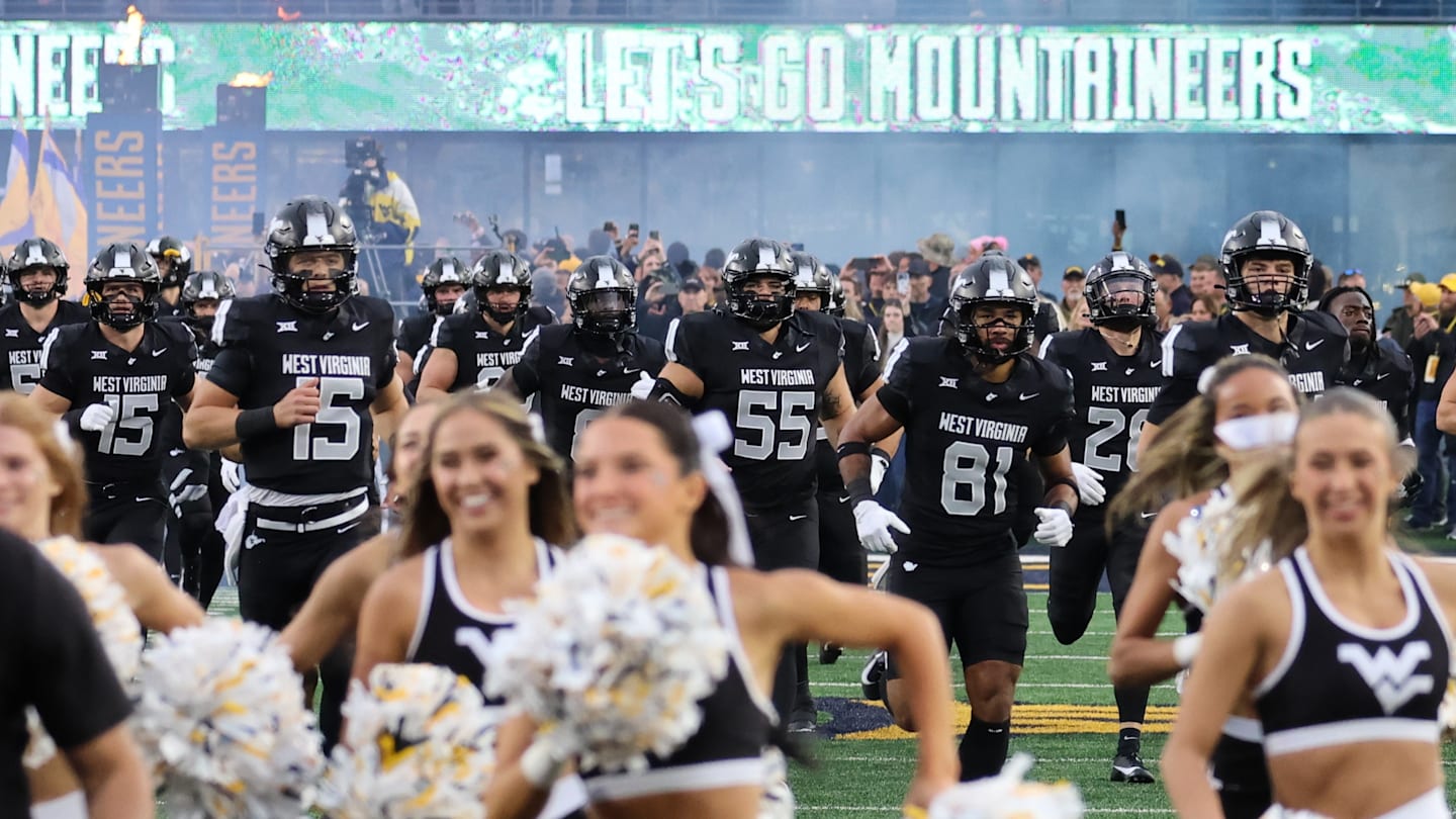 West Virginia Depth Chart Released Ahead of Houston Matchup