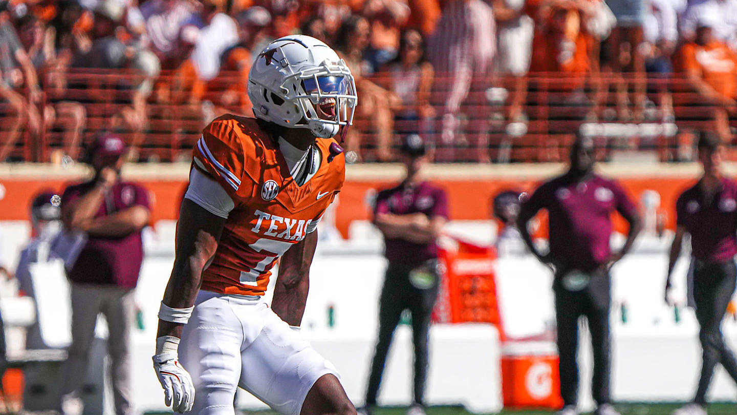 Texas Longhorns' Jahdae Barron Wins Jim Thorpe Award