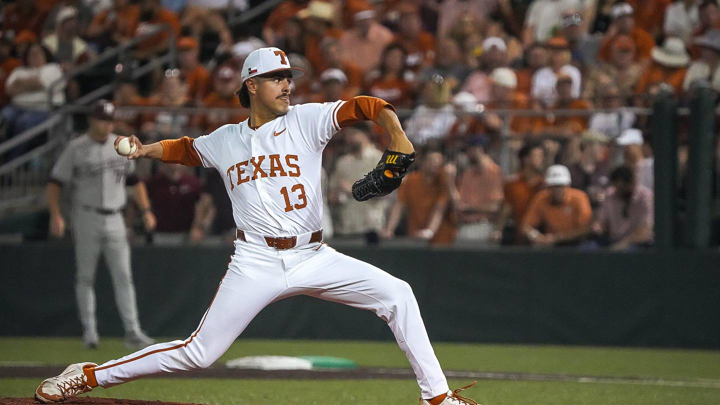 Reliable Bullpen Crucial in Texas Baseball's Sweep Over Texas A&M