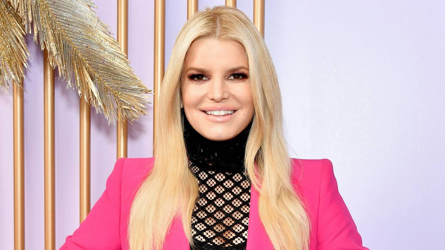 Jessica Simpson shared a photo of herself wearing her old cheerleading ...