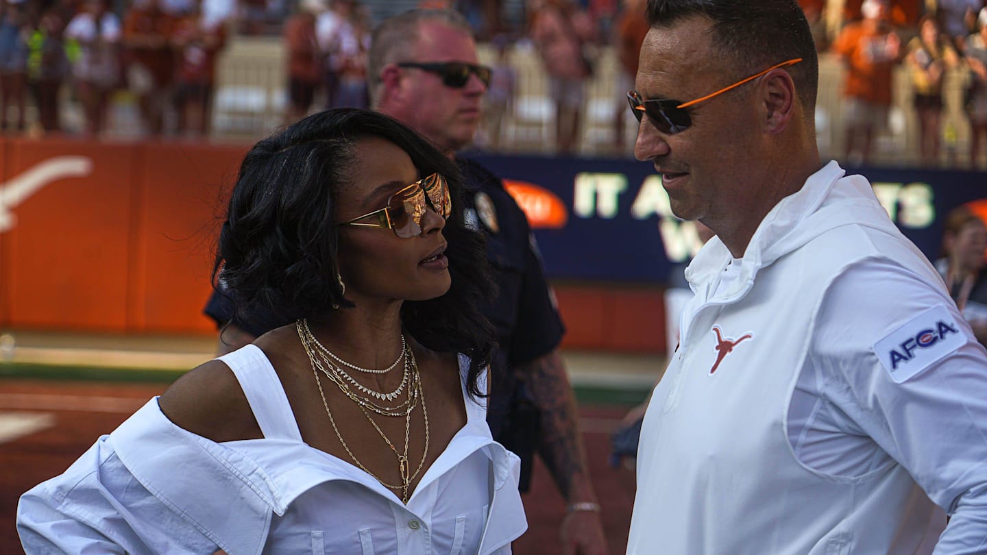 Steve Sarkisian’s wife Loreal teases Texas CFP stunner in full-length ...