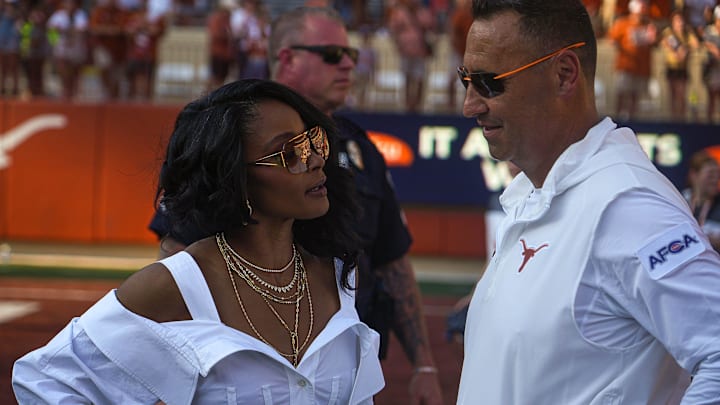 Steve Sarkisian’s wife Loreal teases Texas CFP stunner in full-length ...