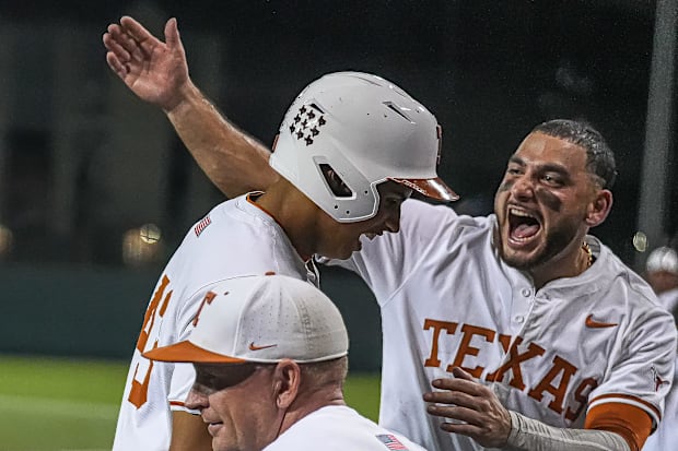 Longhorns Notebook: No. 1 Texas' Offense Surges Late in 9-3 Win Over Lamar