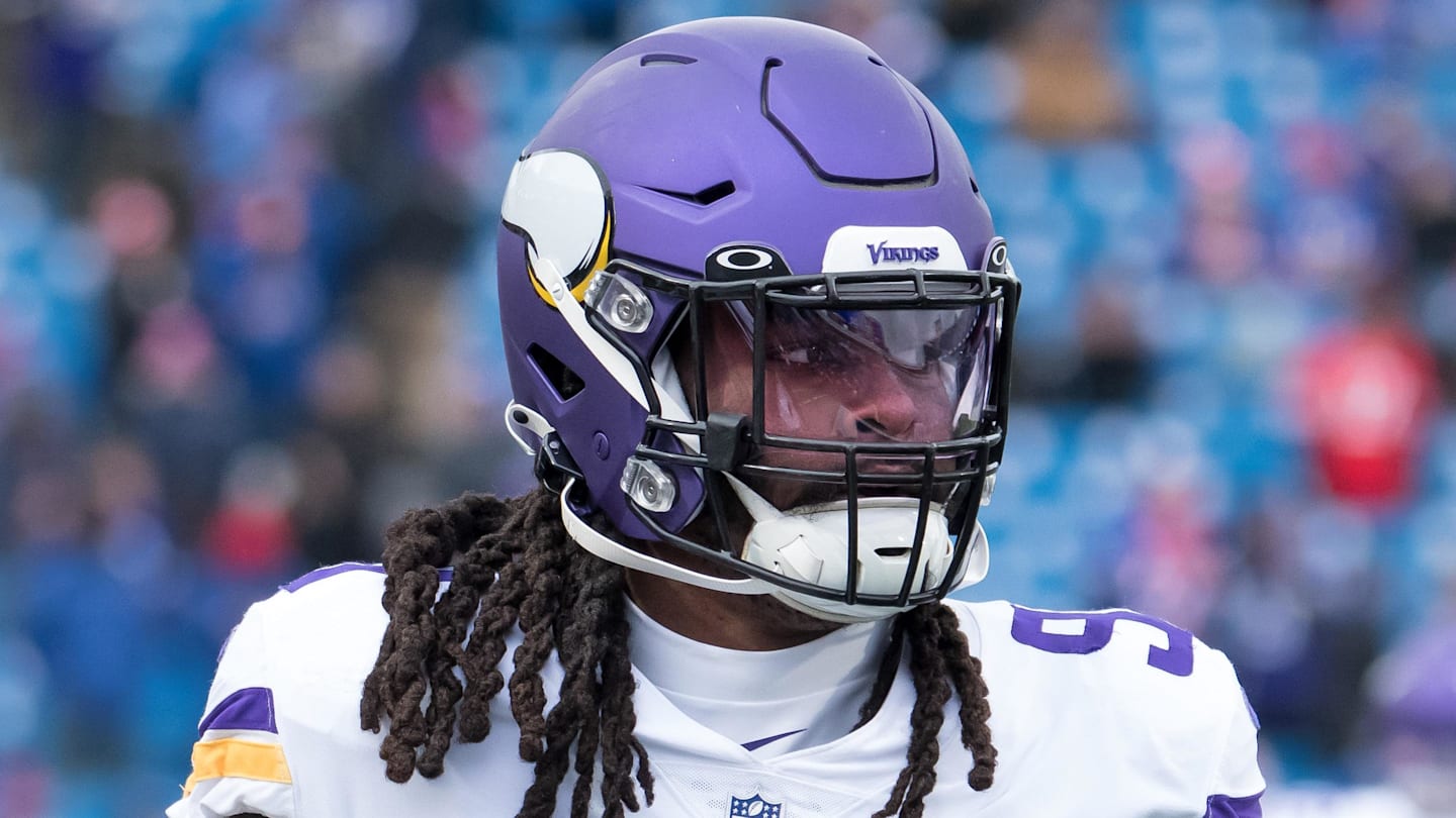 Panthers Sign Vikings Linebacker Patrick Jones II After His Career-Best ...