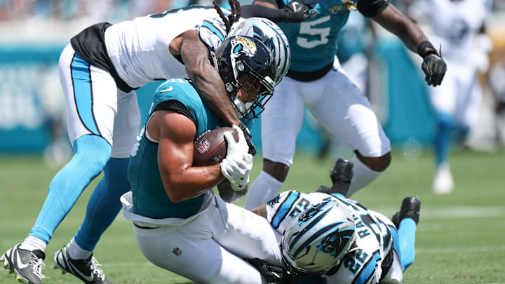 Lightning delay comes at opportune time for sputtering Panthers vs. Jaguars