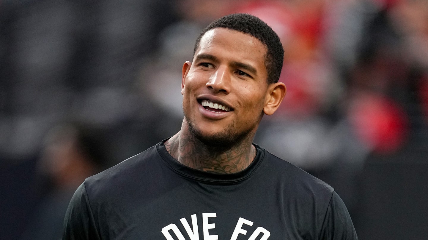 Darren Waller shouts out Raiders in retirement announcement