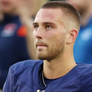 Sam Hartman Photo Gallery for Commanders, Notre Dame, and Wake Forest