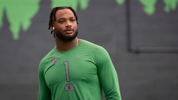 Oregon Ducks Coach Dan Lanning Gets Rare Shout Out From NFL GM During Draft