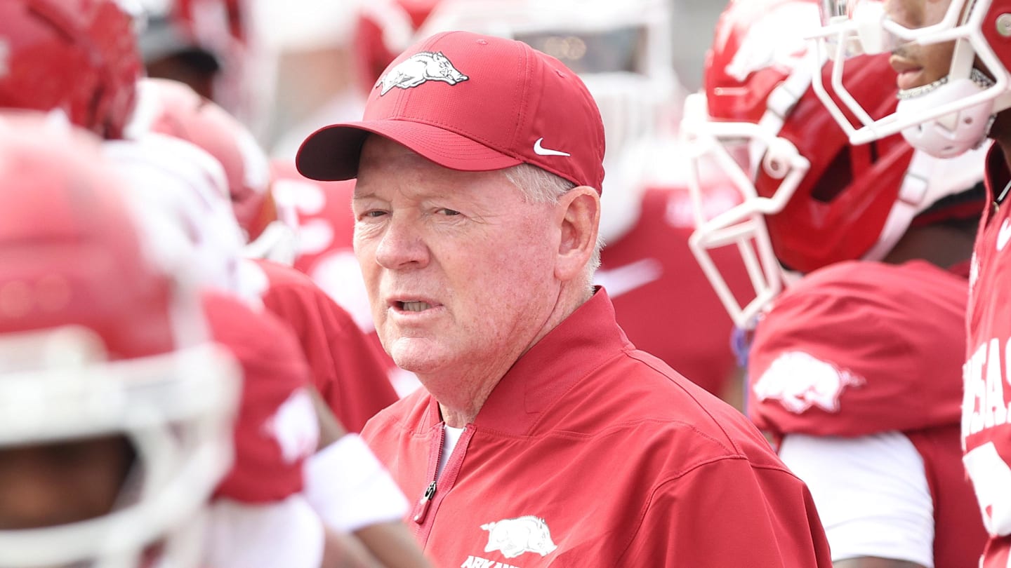 Arkansas loses commitment from lineman Ben Mubenga as class shrinks again