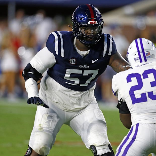 FSU football key starter gives update after leaving Miami game with injury