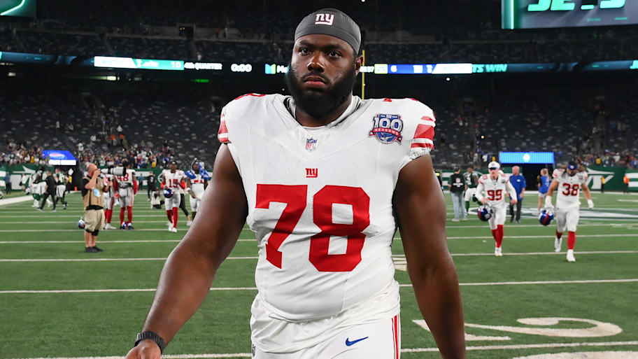 Giants LT Andrew Thomas Could Miss "Significant Time" with Foot Injury ...