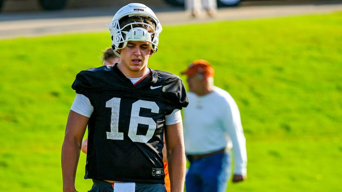 Arch Manning Building Legacy With Texas Longhorns