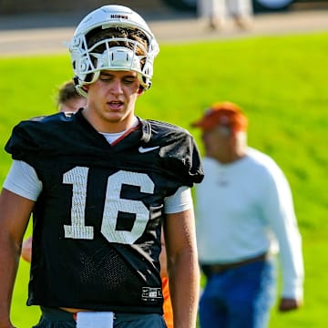 Josiah Sharma flips from Oregon Ducks to Texas Longhorns