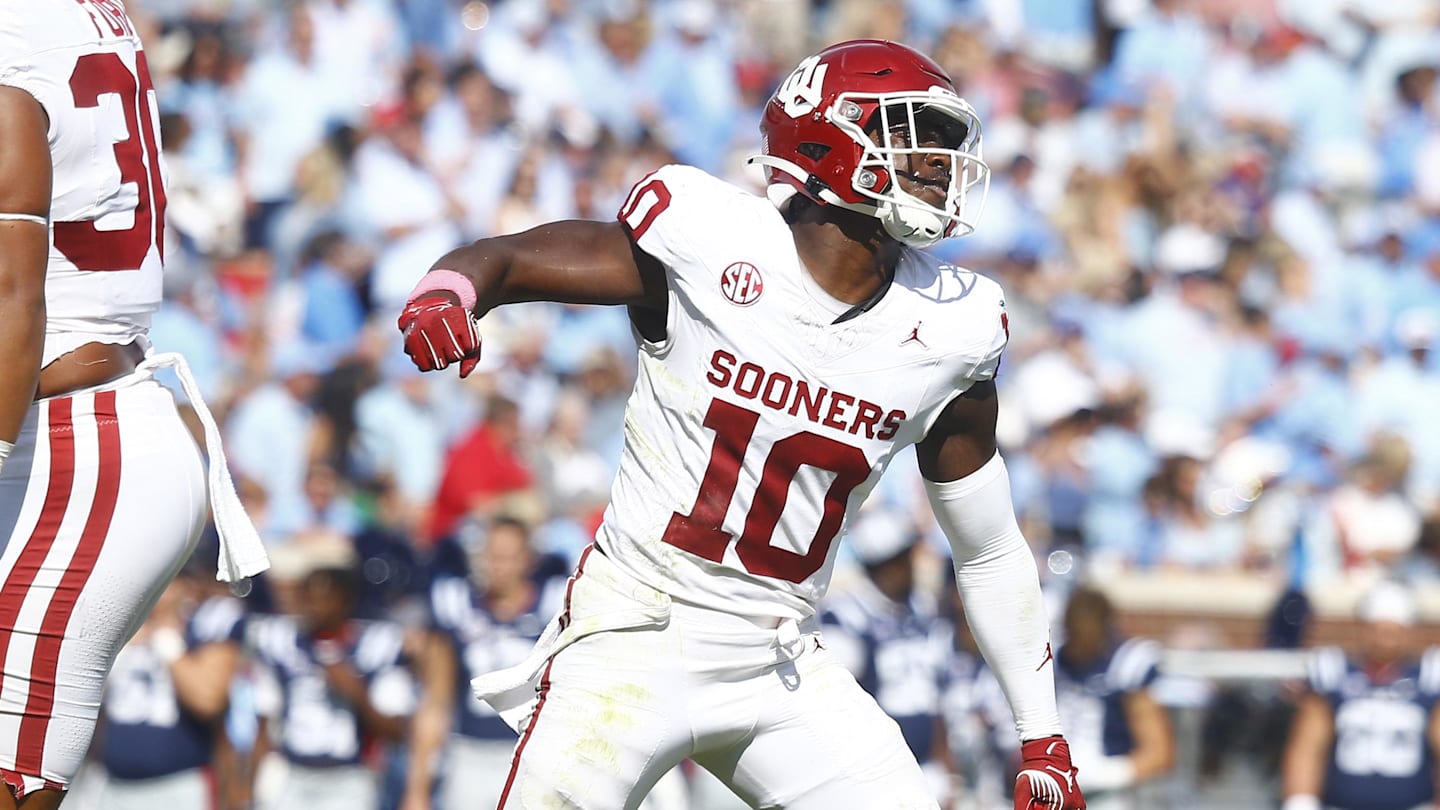 Oklahoma Linebacker Kip Lewis Keeping 'Head Down' After Big 2024 Season