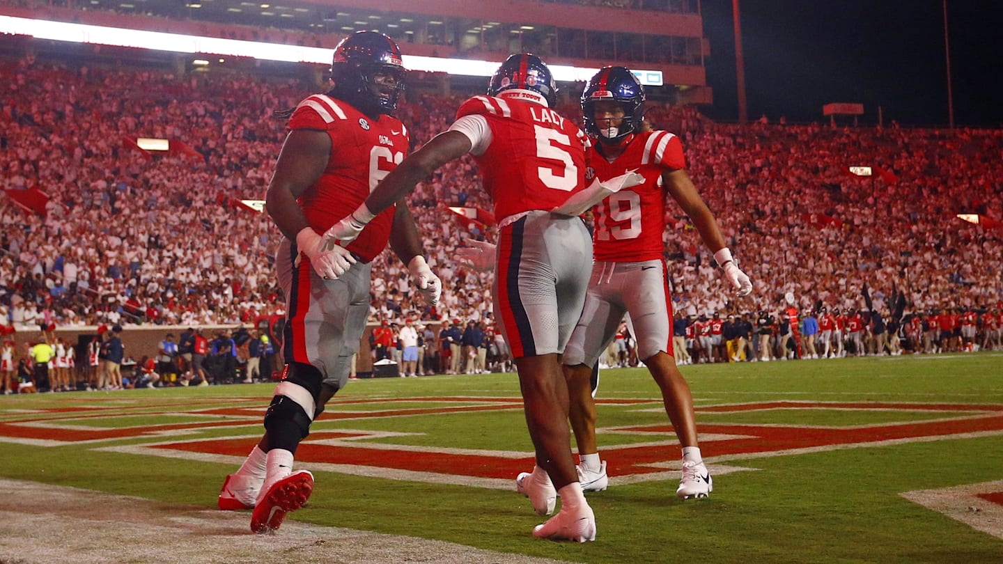 Ole Miss vs. Arkansas score prediction by expert football model