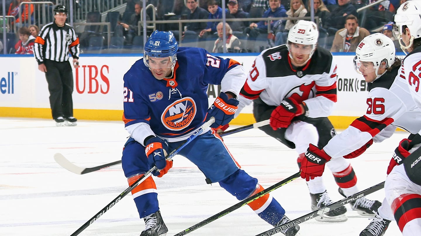 NY Islanders: Kyle Palmieri Under the Radar Terrific Season