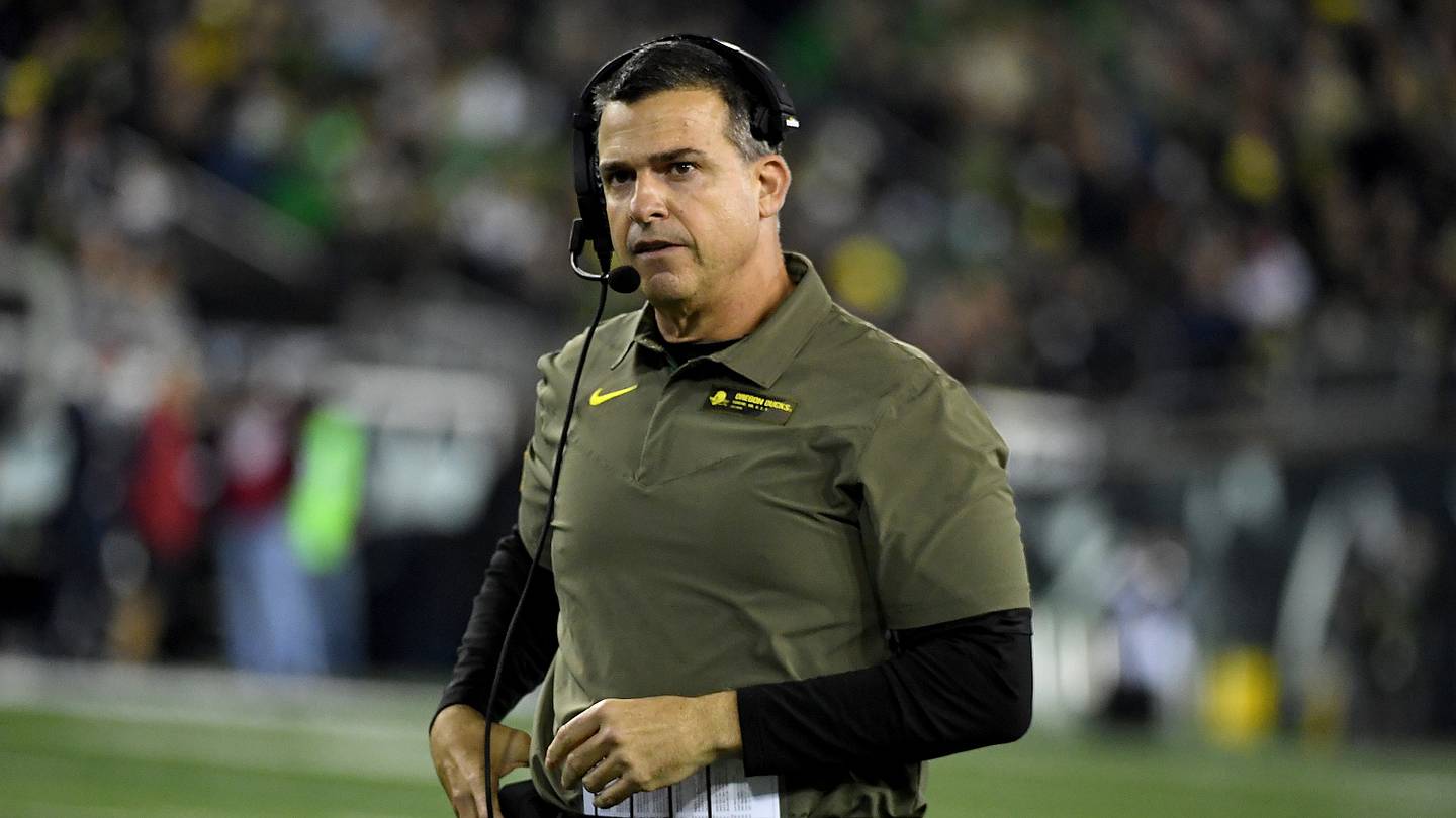 Former Oregon head coach Mario Cristobal has ridiculous take about the ...