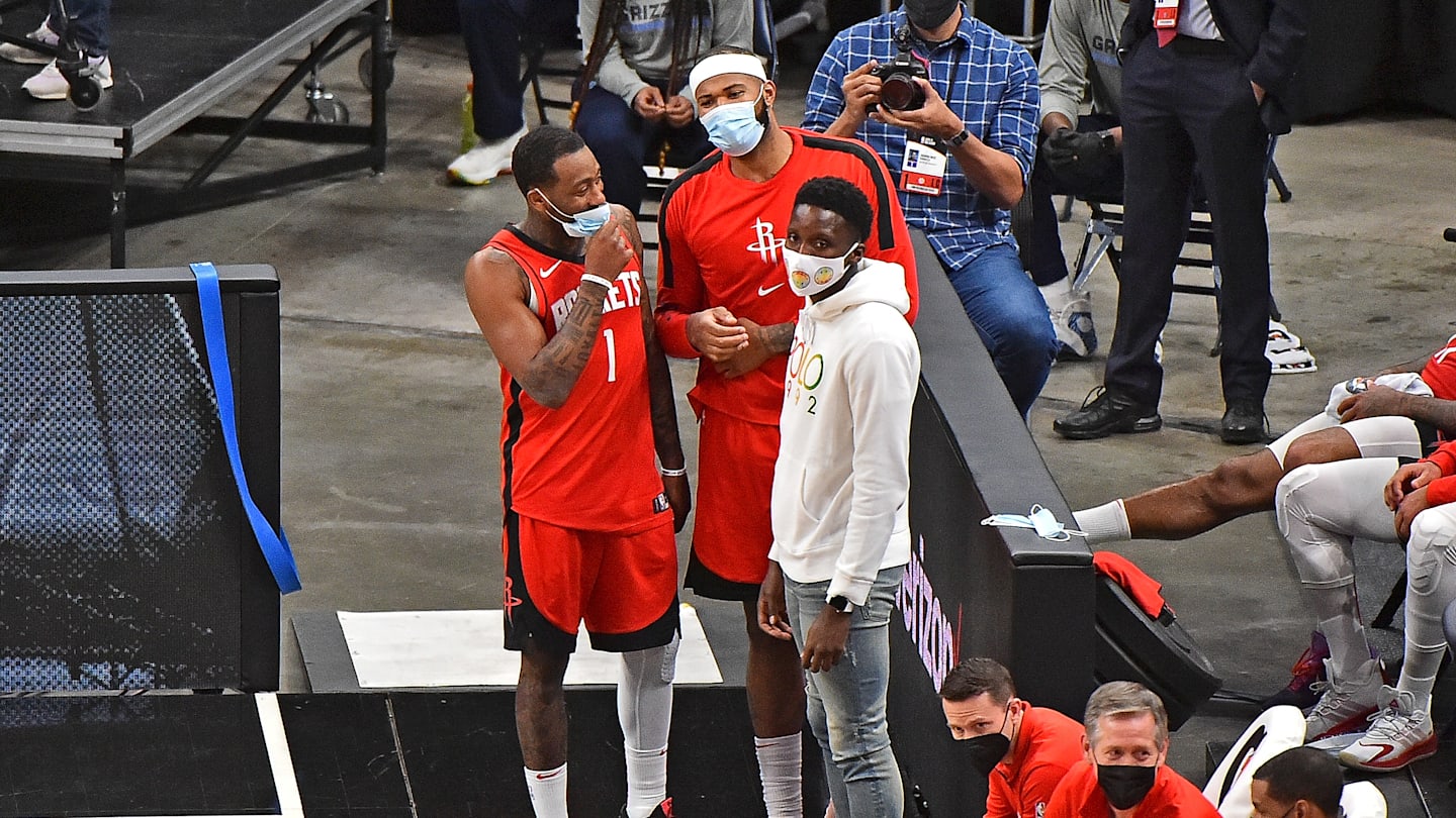 15 players the Rockets landed past their prime