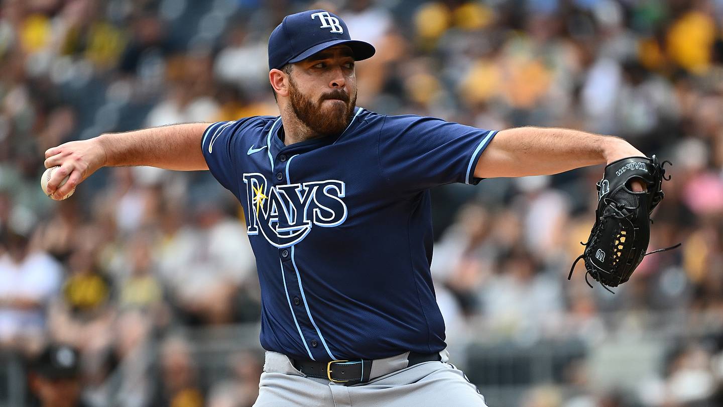 Former Guardians pitcher on the move to NL Central