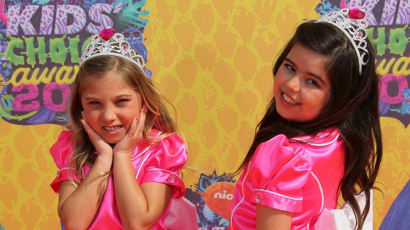 Sophia Grace and Rosie return to Ellen Show to reflect on Super Bass dance