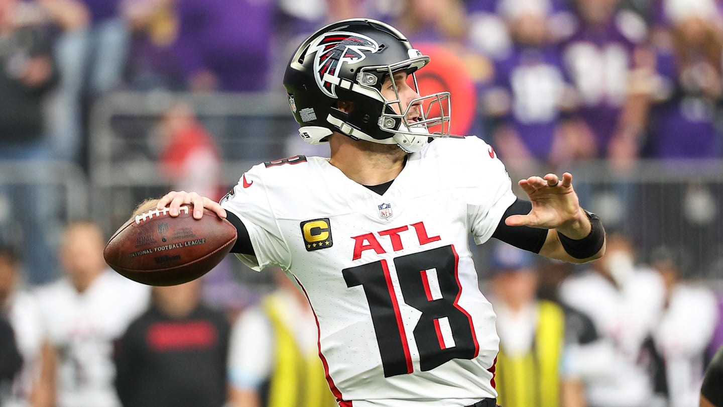 Tennessee Titans Named Top Team to Take Risk on Pro Bowl QB Tennessee Titans Named Top Team to Take Risk on Pro Bowl QB