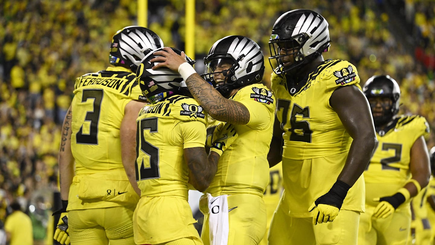 Oregon Ducks' Dillon Gabriel Raves About Special Connection with Tez ...