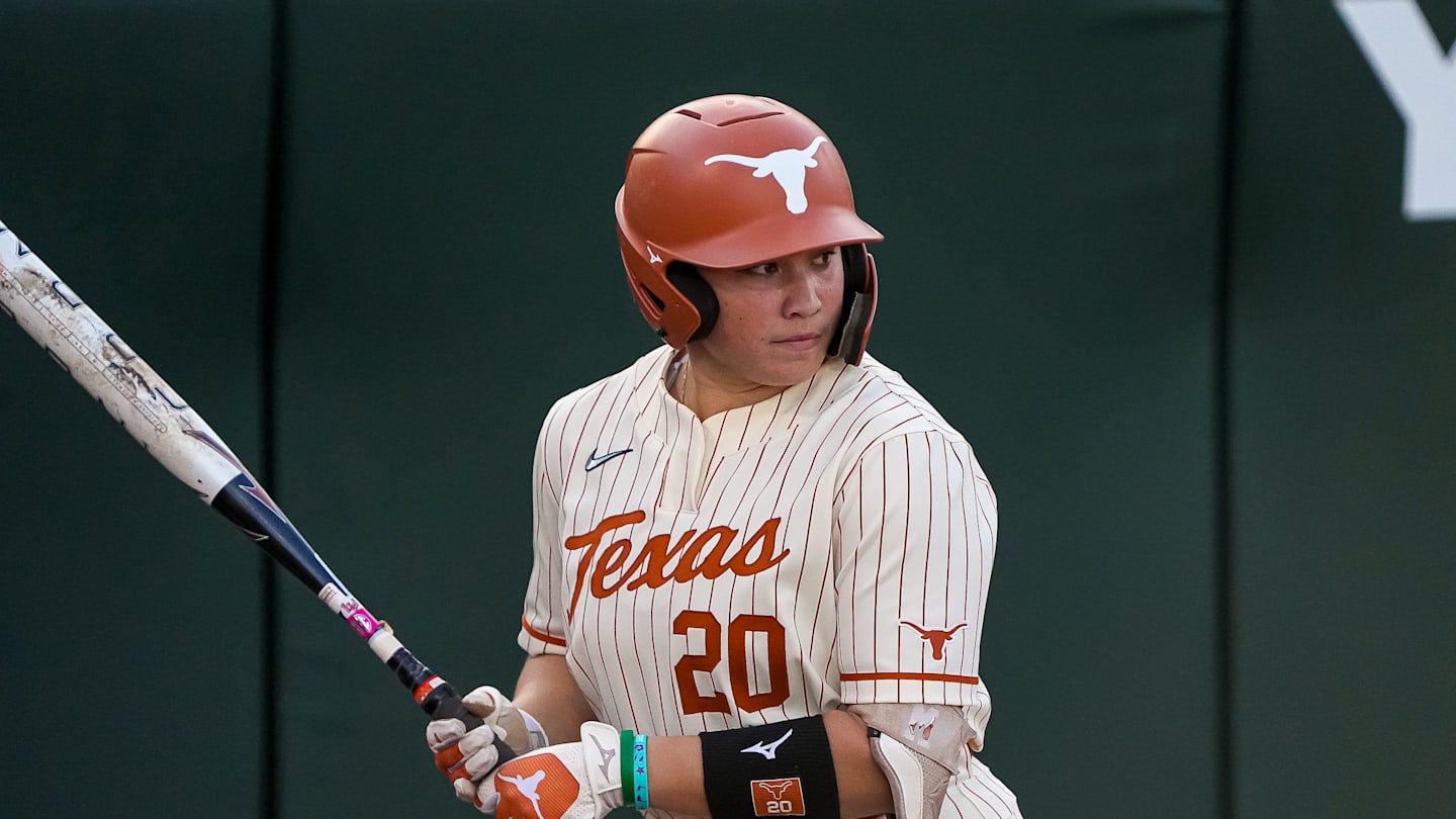 Texas Longhorns Dominate Michigan Wolverines in Second Game of NCAA ...