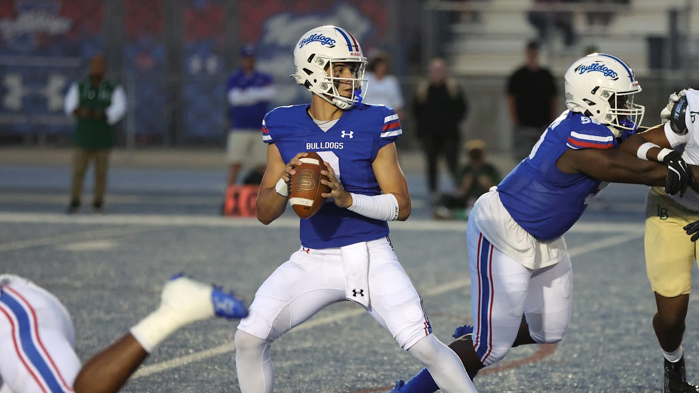 Ryder Lyons accounts for seven touchdowns, leads Folsom to wild win