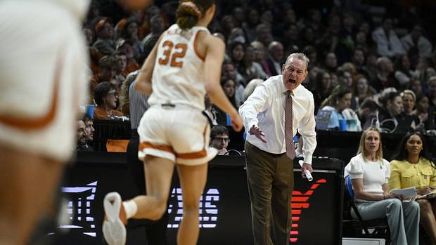Texas Women's Basketball Lands Five-Star Guard Aaliyah Crump for Class ...