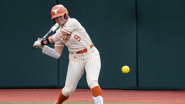 Texas Longhorns Dominate Michigan Wolverines in Second Game of NCAA ...