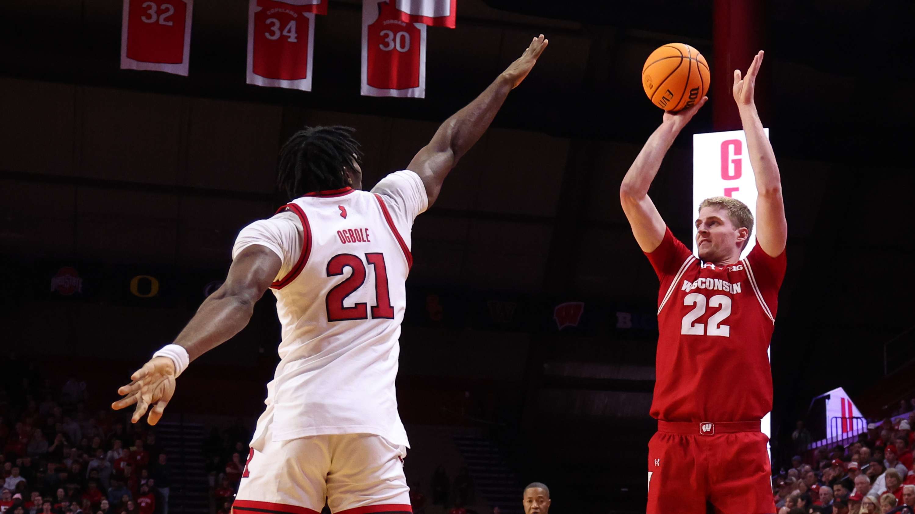 Wisconsin fans were gushing over the development of Badger center ...