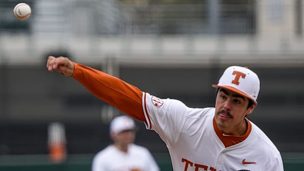 Longhorns Notebook: No. Texas 16 Texas Rides Pitching to Dartmouth Sweep