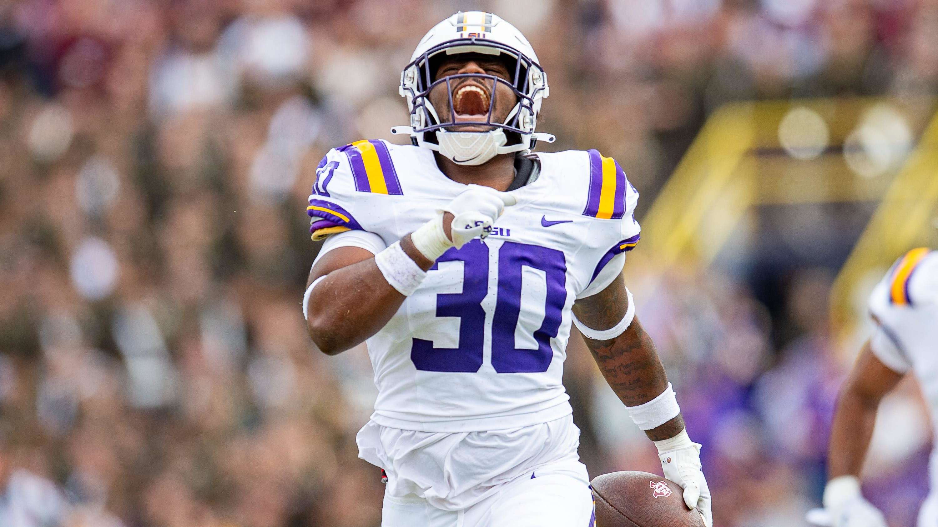 LSU Football gets massive news in the recruitment of linebacker Keylan ...