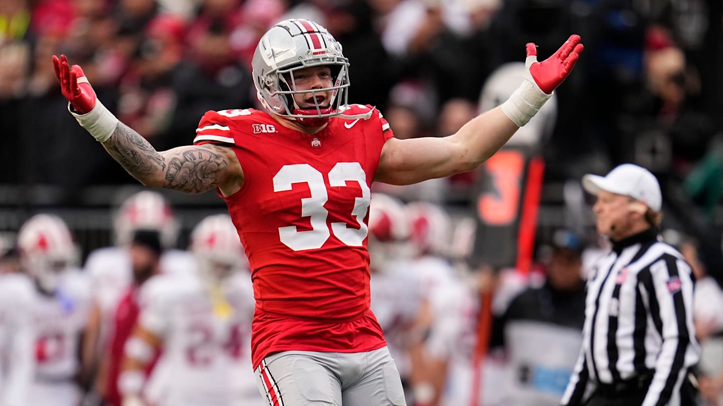 Five Big Ten Teams Remain in Associated Press, Coaches Top 25 Polls