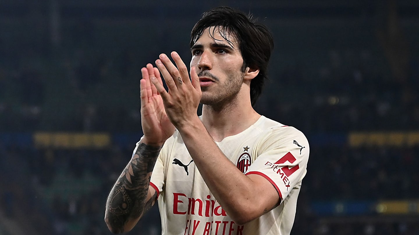 Arsenal avalia a contratação de jovem destaque do Milan; pedida dos ...