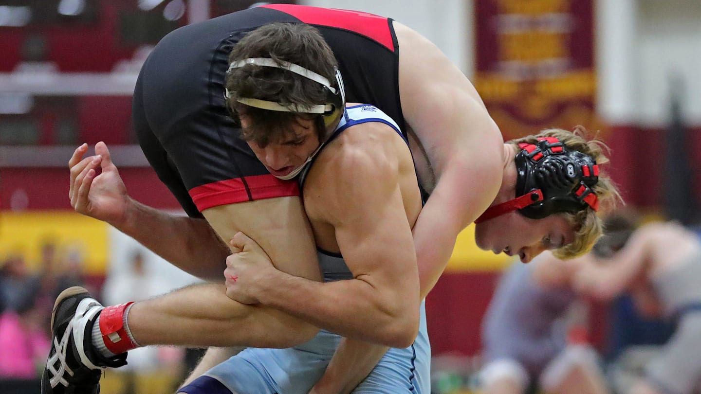 Official National Prep Tournament wrestling rankings (2/1/2025)