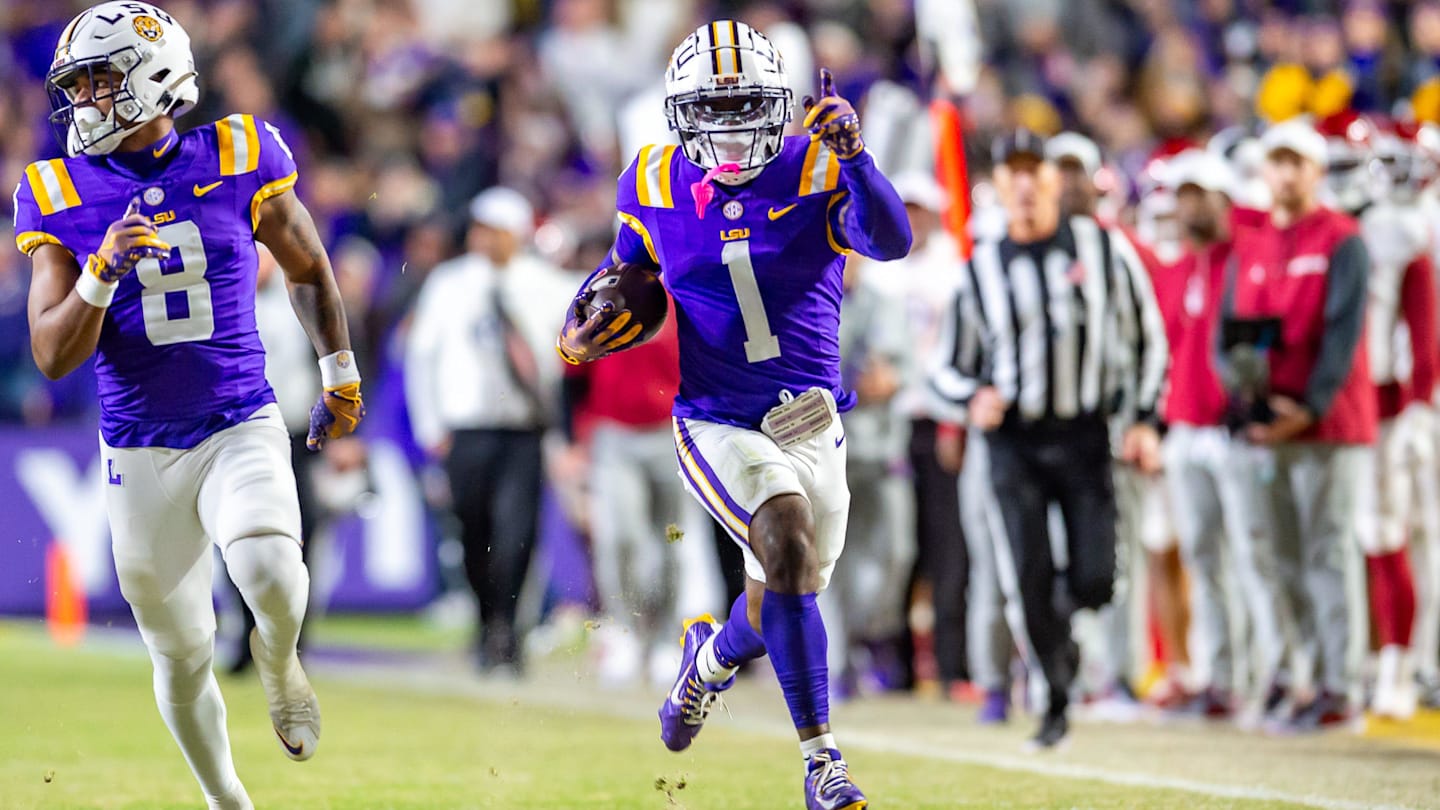 LSU Football's Leading Wide Receiver May Sit Out Against South Carolina Gamecocks