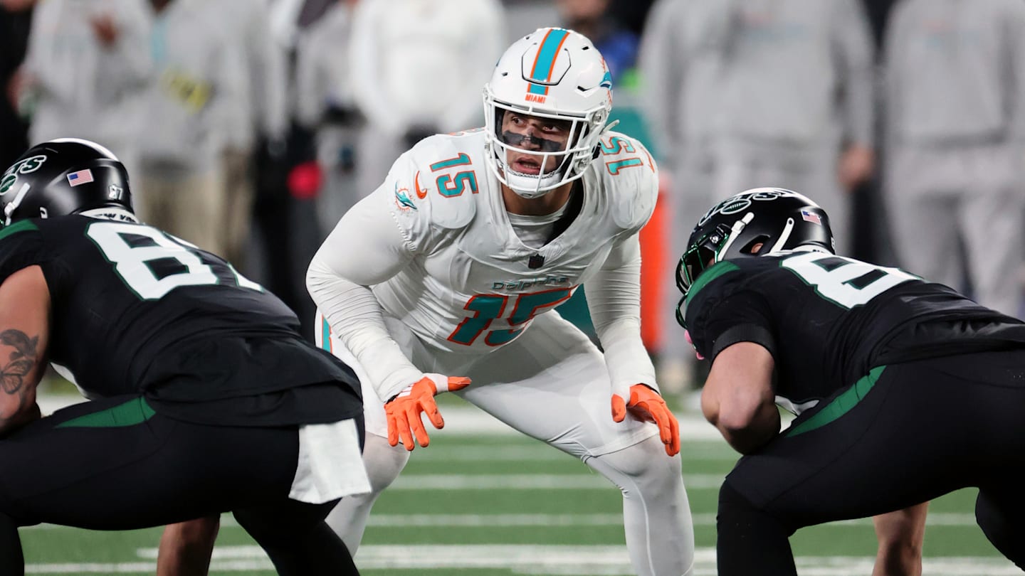 Miami Dolphins Head Coach Mike McDaniel Brings Back the 'Jalen Ramsey Rule'