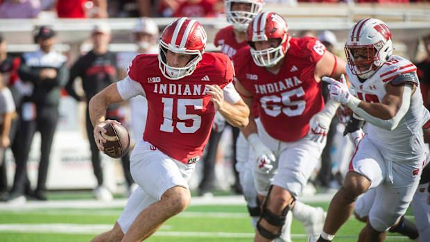 Jets Projected To Land Star QB As Justin Fields' Successor