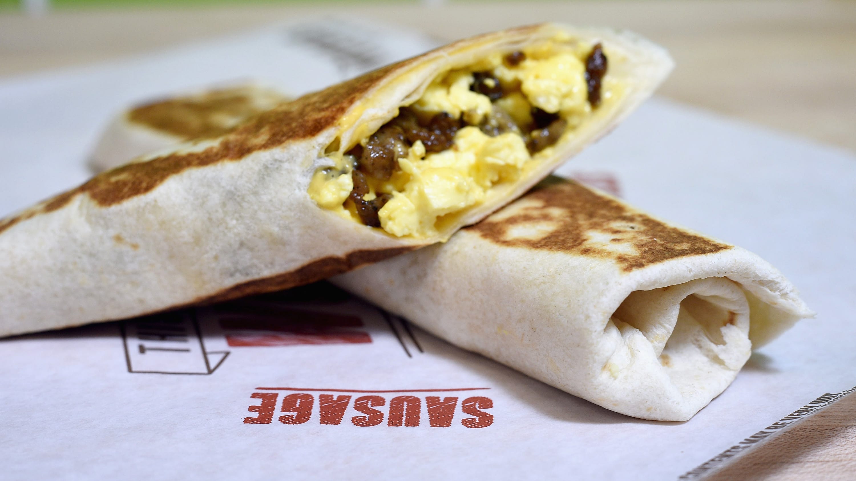 bacon breakfast burrito taco bell