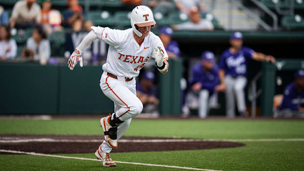 Notebook: Texas Longhorns Take Crucial Big 12 Series From TCU